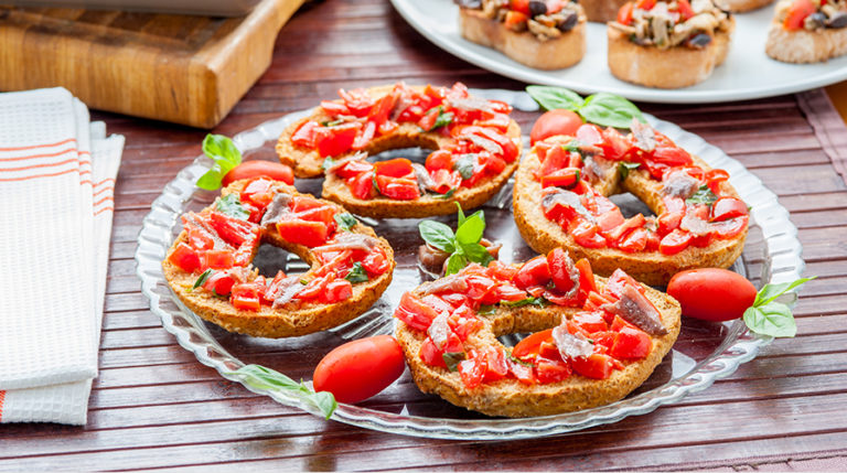 The "Frisella" the bread of the Crusaders - Ai Love Tourism